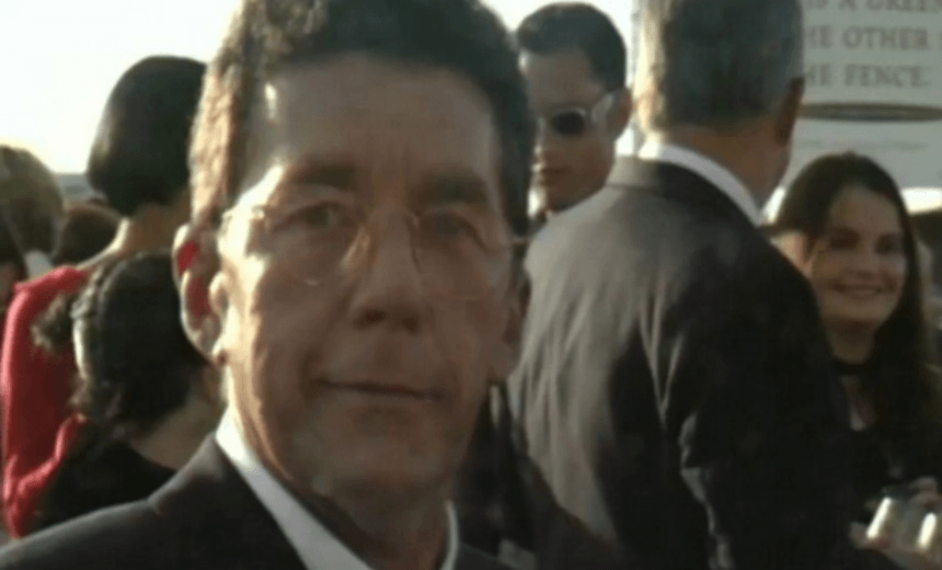 Remembering the time the Ingham twins put Paul Holmes to the ultimate ...