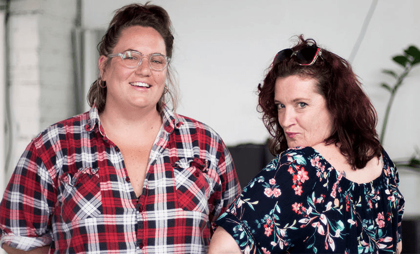 Comedians in Conversation: Alice Snedden and Justine Smith | The Spinoff
