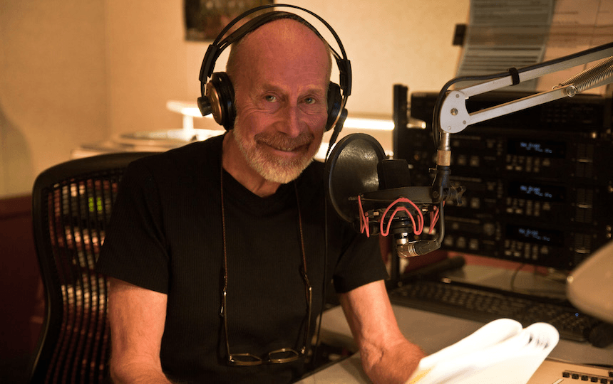 Pulling an all-nighter with broadcasting legend Lloyd Scott | The Spinoff