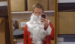 Life behind the white beard: Shopping mall Santas reveal all | The Spinoff