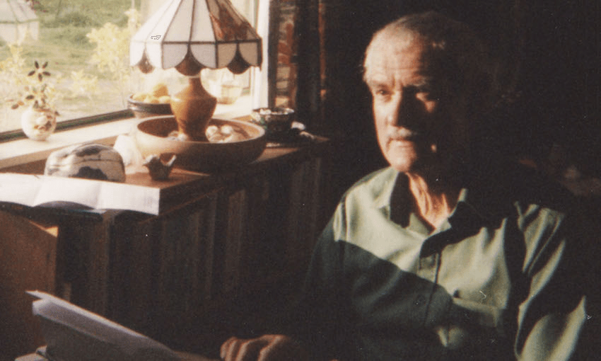 The Friday Poems: Four by Gordon Challis, 1932-2018 | The Spinoff