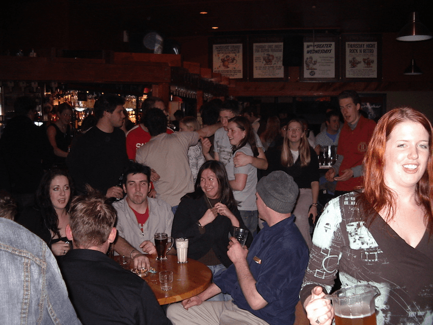 Dollar drinks on the dancefloor: the heyday of Dunedin student pubs ...