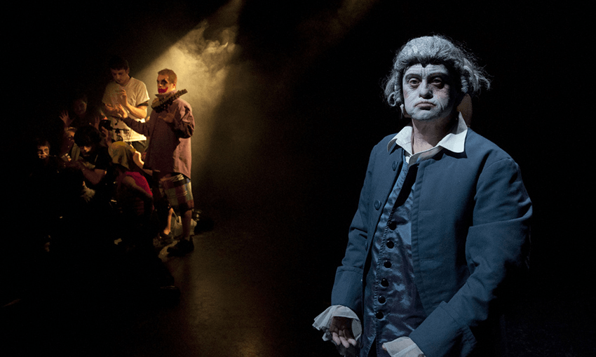 Giving voice: making theatre with actors who have intellectual ...