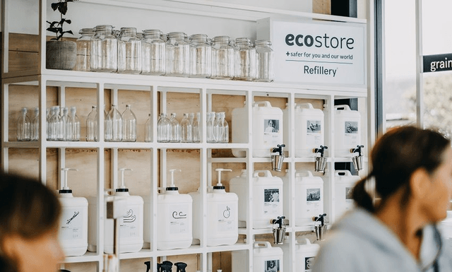 Out-of-packaging experience: The rise of the plastic-free retailer ...