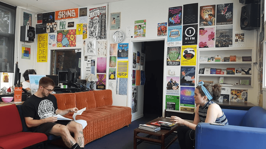 What RNZ’s ‘youth network’ could learn from student radio | The Spinoff