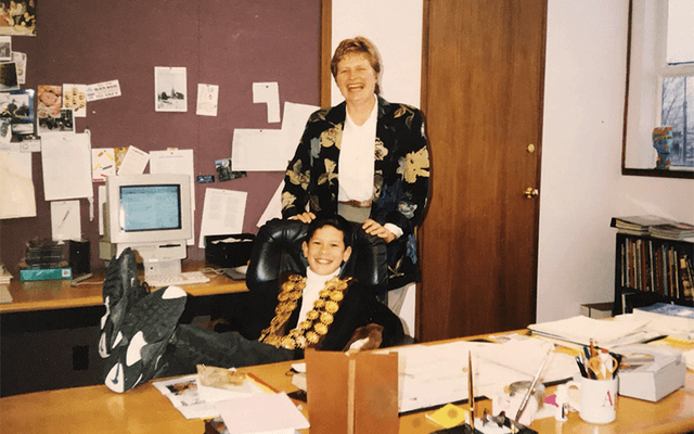 Who is Robett Hollis? Meet the Māori maverick who broke into the ...