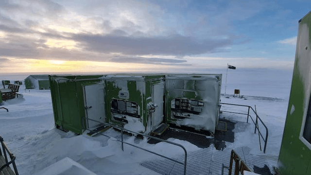 Meet the Antarctic chef who’s a pro at cooking in isolation | The Spinoff