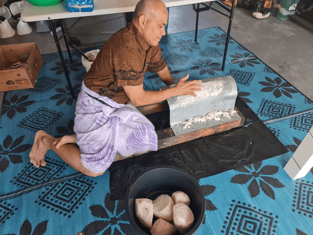 Recipe: A sweet, gelatinous taro pudding called fekei | The Spinoff