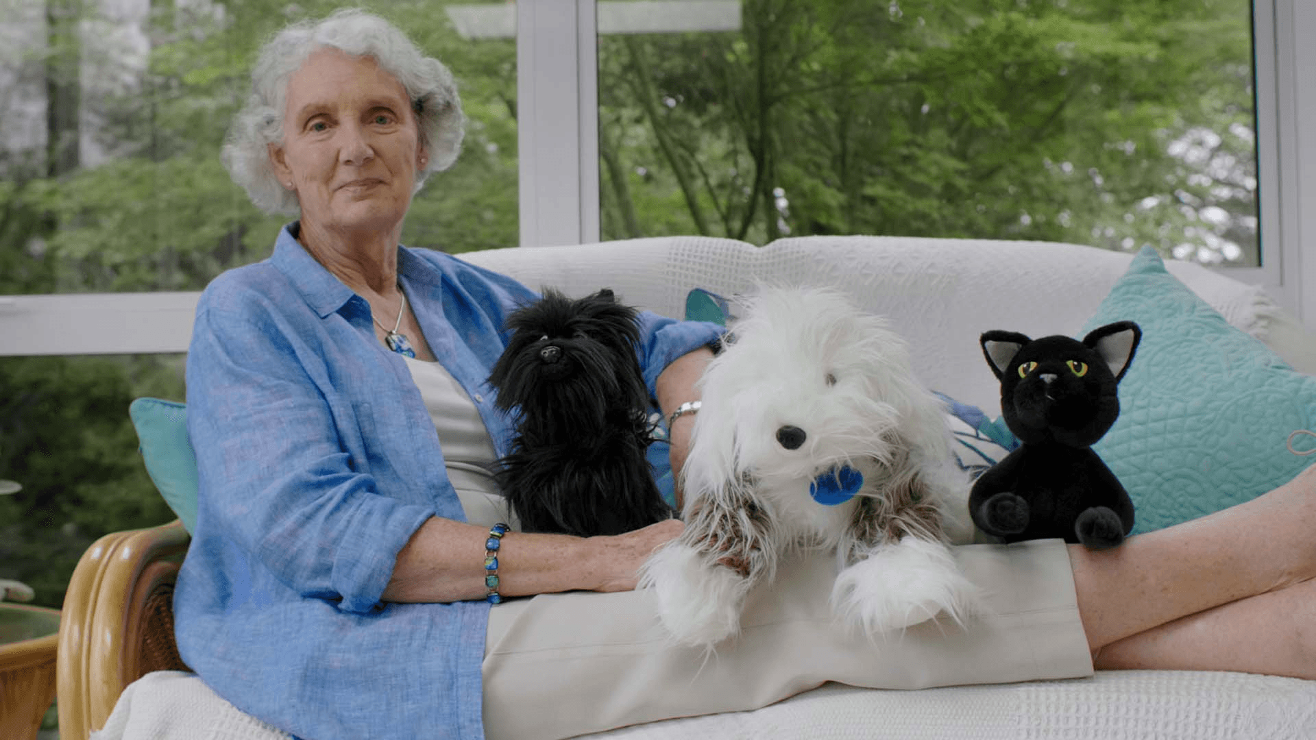 Lynley Dodd: Writing the Pictures, Painting the Words | Videos | The ...