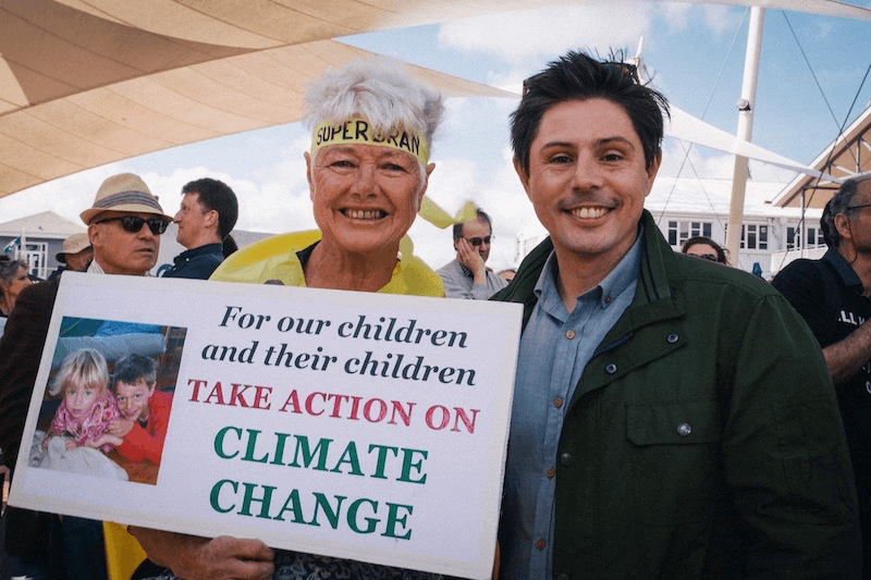 The way we leave the world: a review of the new Jeanette Fitzsimons ...