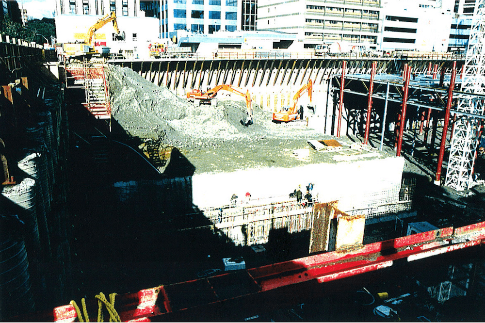 ‘It seemed impossible’: Unearthed photos show how the Sky Tower was ...