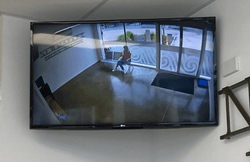 I was flashed at my local mall and it was no joke | The Spinoff