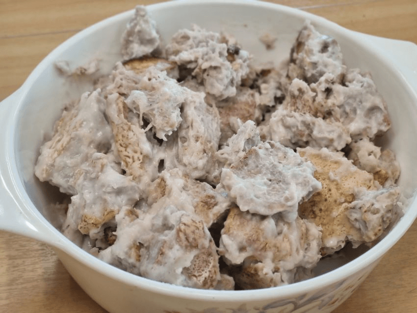 Tuvalu’s finger-licking baked taro dish | The Spinoff