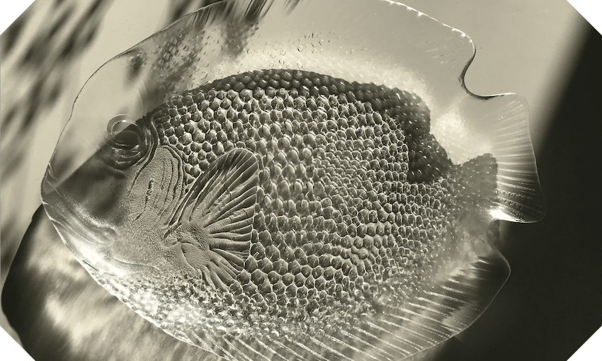 An ode to the ubiquitous glass fish plate | The Spinoff