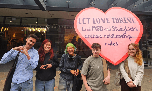 ‘It’s best to just stay single’: Income support is still affected by ...