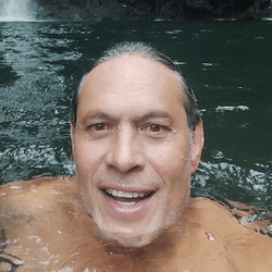Enduring the voyage of the tatau | The Spinoff