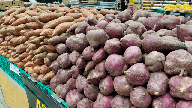 Climate change, community, kai: How extreme weather impacts Māori food ...