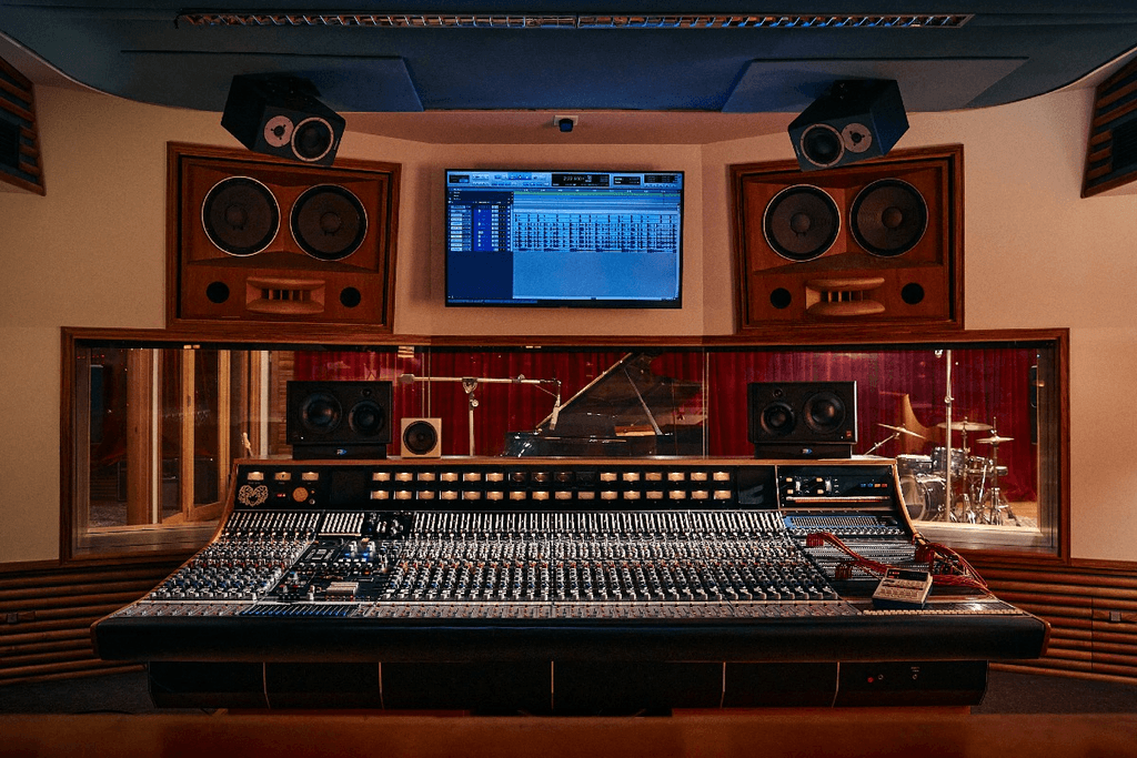 Neil Finn is quietly turning a ridiculous idea into a musical colossus ...