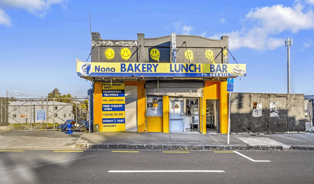 All 86 staple items at a classic Kiwi bakery, ranked and reviewed | The ...